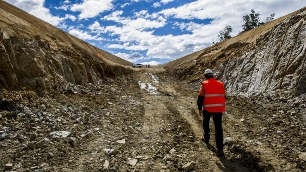 Unity Mining withdraws cyanide processing bid at Majors Creek ...