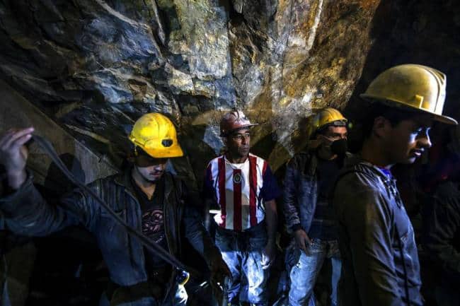 El Gobierno le fija la hoja de ruta al sector minero - .:: Minería en ...