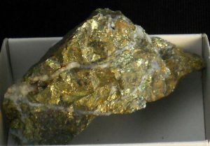 Calcopirita | Propiedades, usos, datos interesantes y su metafísica