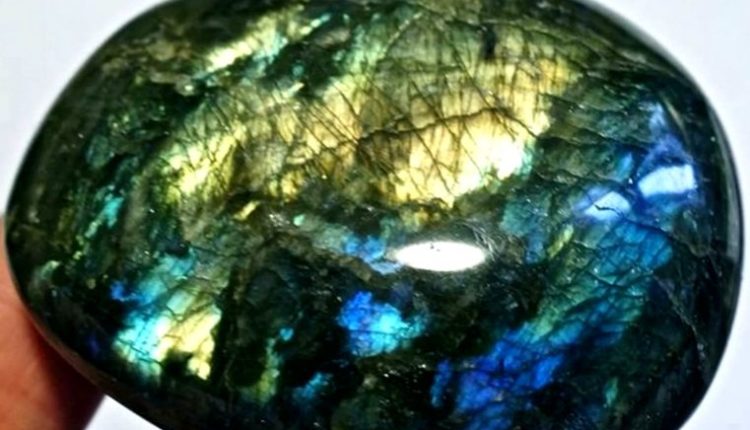 Labradorita - .:: Minería en Línea
