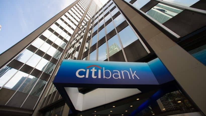 Citibank toma control de oro venezolano en garantía y podría venderlo ...