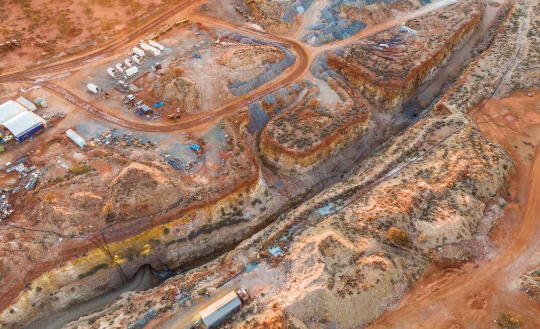 Brightstar Resources Aprueba FID para Goldfields: Construcción en ...